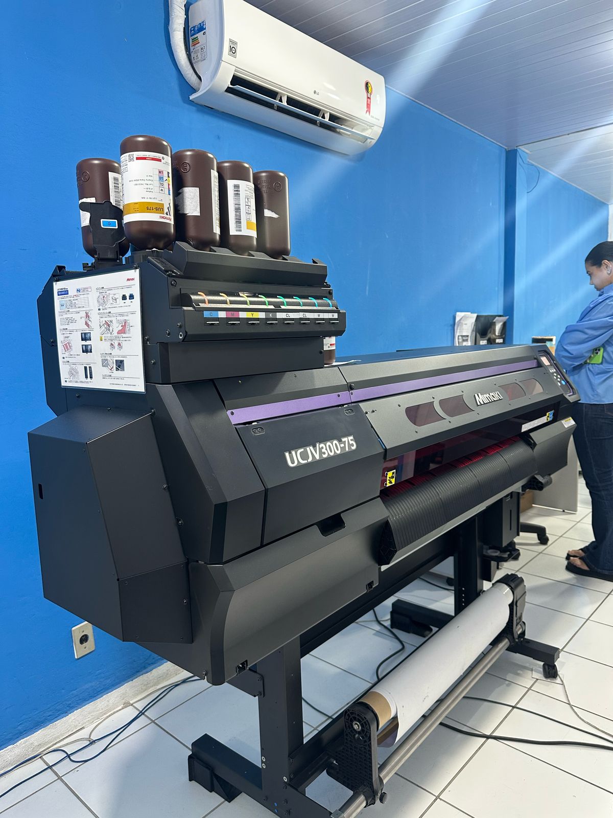 UCJV300 107 - CORTE INTEGRADO - Renato Plotter